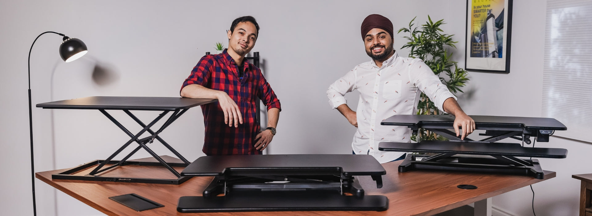What Is a Riser Desk? Desk Riser Types, Benefits & Standing Desk ...